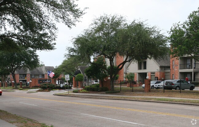 Canfield Lakes - 13355 Northborough Dr Houston TX 77067 | Apartment Finder