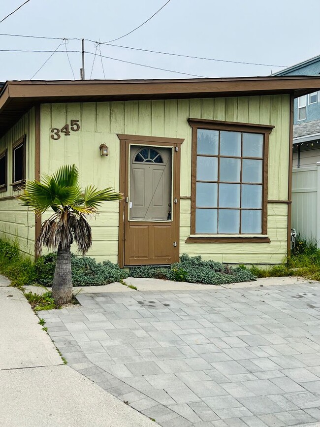 Silver Strand Beach - One bedroom, one bat... - 345 Cahuenga Dr Oxnard ...