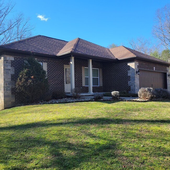 450 Beachwood Dr - 450 Beachwood Dr Crossville TN 38558 | Apartment Finder