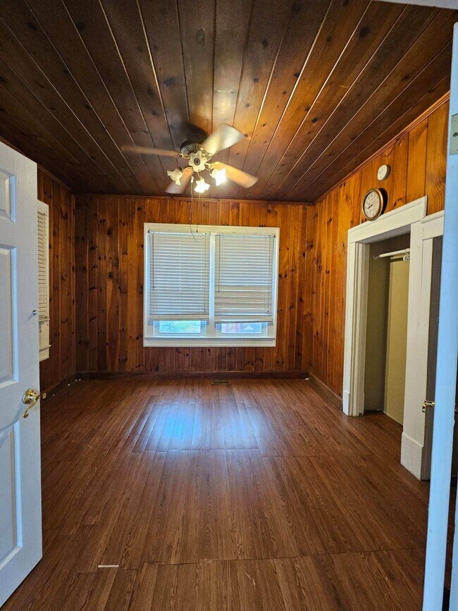 511 Highland St - 511 Highland St Wilkesboro NC 28697 | Apartment Finder