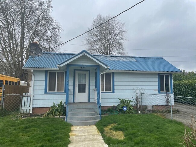 1109 N 2nd Ave - 1109 N 2nd Ave Kelso WA 98626 | Apartment Finder