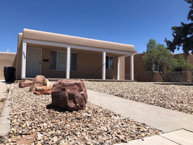 1240 Lobo Pl NE - 1240 Lobo Pl NE Albuquerque NM 87106 | Apartment Finder