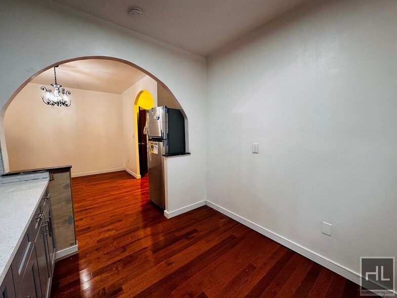 DEAN STREET - 2073 Dean St Brooklyn NY 11233 | Apartment Finder