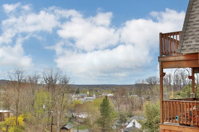 Mountain View Estates - 12-20 Pavilion Rd Suffern NY 10901 | Apartment ...