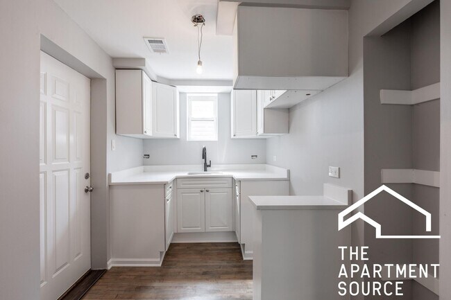 3524 W Grace St - 3524 W Grace St Chicago IL 60618 | Apartment Finder