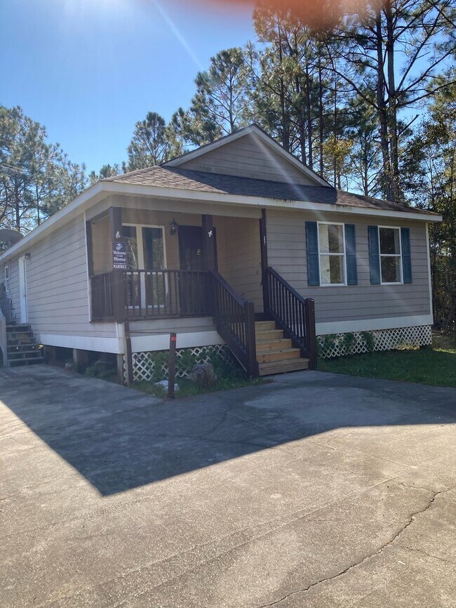 Beautiful 3/2 in Bay St. Louis MS - 6221 W Forrest St Bay Saint Louis ...