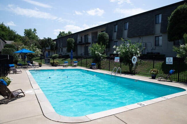 The Bluffs over Cumberland - 939 S Riverside Dr Clarksville TN 37040 ...