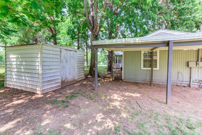 Lake Front Property! 2bed/1bath! - 287 Eagle Point Ln Sand Springs OK ...