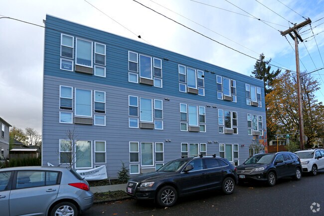 Dekum Apartments - 1308 NE Dekum St Portland OR 97211 | Apartment Finder