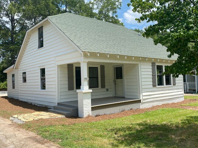 Nice little house in Downtown Monroe - 342 N Madison Ave Monroe GA ...