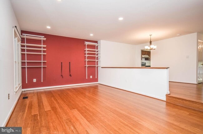 2816 Kelly Square - 2816 Kelly Square Vienna VA 22181 | Apartment Finder