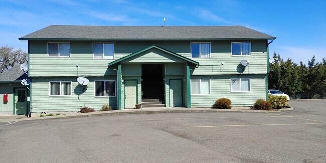 NE Stephens - 5357-5377 NE Stephens St Roseburg North OR 97495 ...