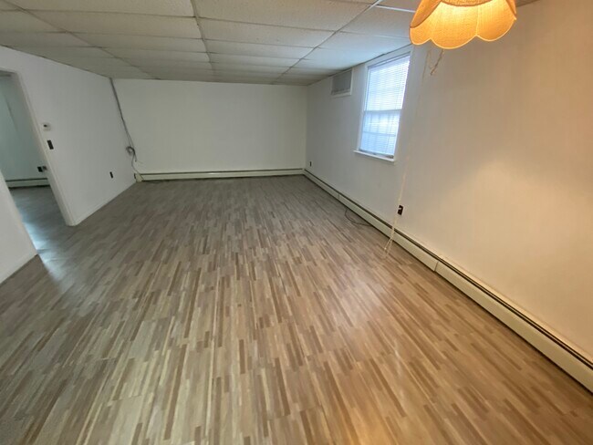 315 N Main St - 315 N Main St Princeton IL 61356 | Apartment Finder