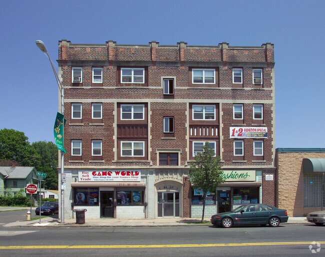 2469 Main St - 2469 Main St Springfield MA 01107 | Apartment Finder