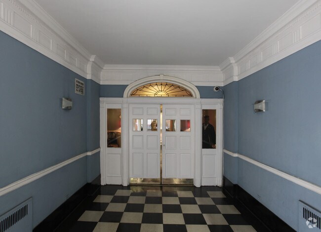 The Betsy Ross - 751 St Marks Ave Brooklyn NY 11216 | Apartment Finder