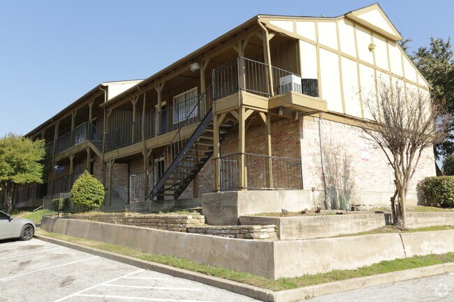 Stratford Hill Apartments - 6731 Larmanda St Dallas TX 75231 ...