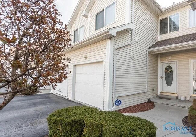 2671 W Village Dr - 2671 W Village Dr Toledo OH 43614 | Apartment Finder