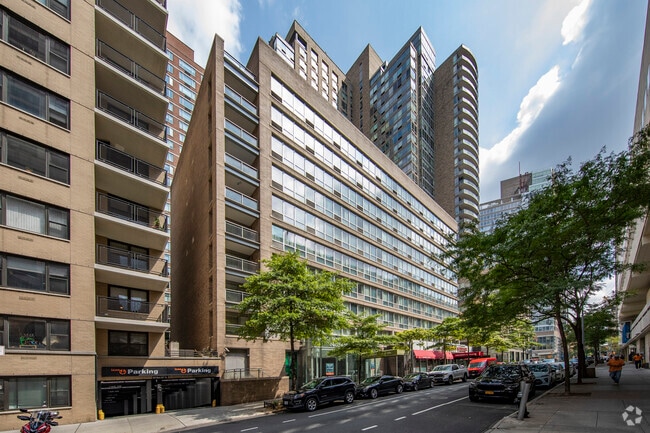 The Phillips Club - 155 W 66th St New York NY 10023 | Apartment Finder