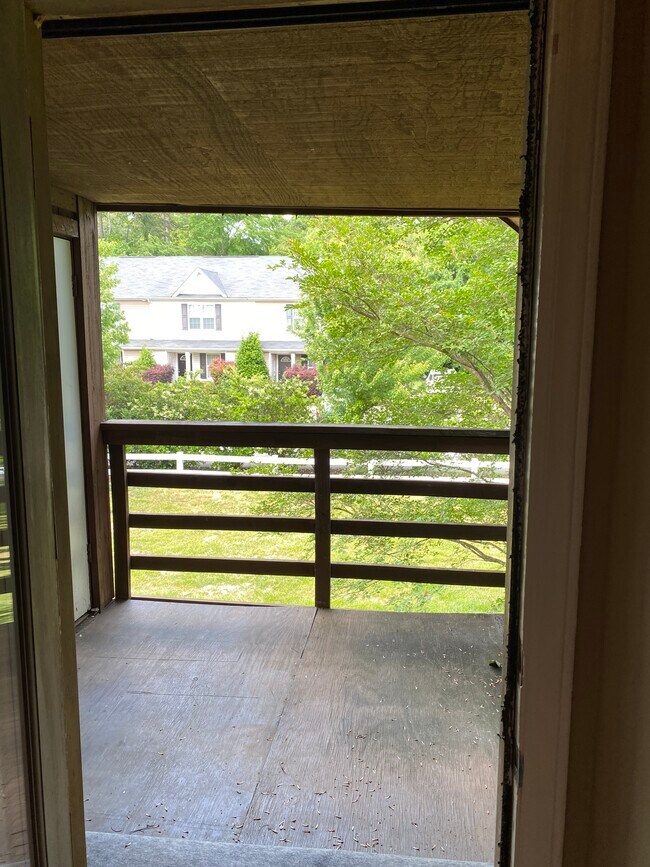 1839 J Julian Ln - 1839 J Julian Ln Charlotte NC 28208 | Apartment Finder