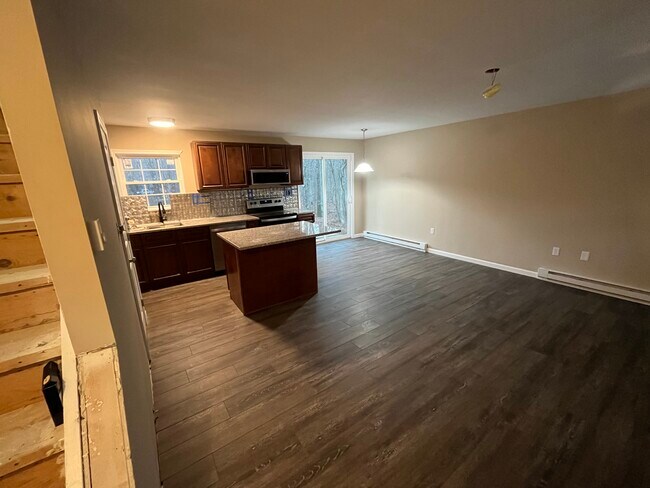 465 Coolbaugh Rd - 465 Coolbaugh Rd East Stroudsburg PA 18302 ...