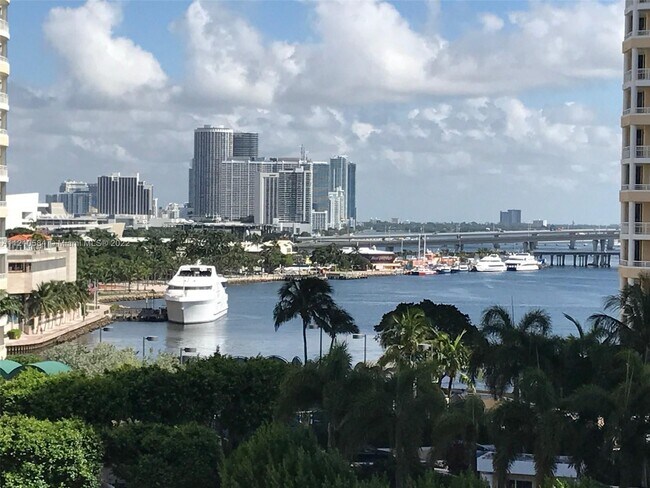 540 Brickell Key Dr - 540 Brickell Key Dr Miami FL 33131 | Apartment Finder