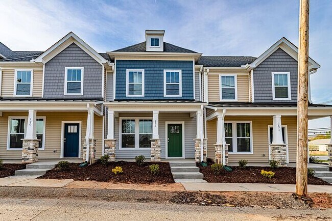 Brand New Townhomes in Woodruff City - 292 E Hayne St Woodruff SC 29388 ...