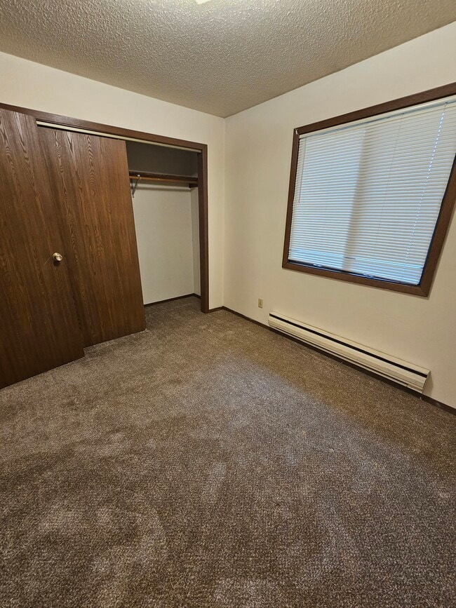 1413 6th St S - 1413 6th St S La Crosse WI 54601 | Apartment Finder