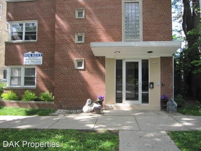 1026 E Lyon St - 1026 E Lyon St Milwaukee WI 53202 | Apartment Finder