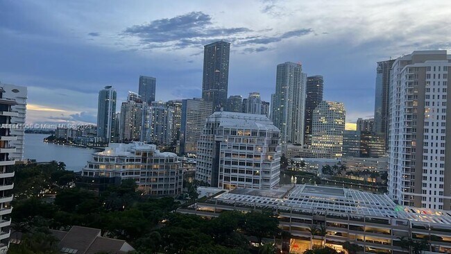 540 Brickell Key Dr - 540 Brickell Key Dr Miami FL 33131 | Apartment Finder