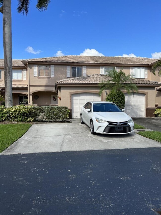 16237 SW 72nd Terrace - 16237 SW 72nd Terrace Miami FL 33193 ...