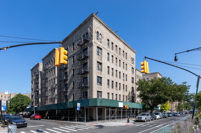 1555 Grand Concourse - 1555 Grand Concourse The Bronx NY 10452 ...