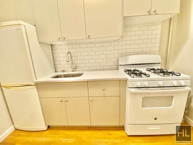 EAST 9 STREET - 429 E 9th St New York NY 10009 | Apartment Finder