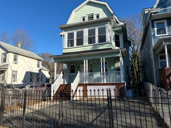 40 Shepard Ave - 40 Shepard Ave East Orange NJ 07018 | Apartment Finder
