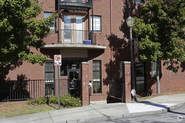 Intown Lofts - Atlanta, GA | Apartment Finder