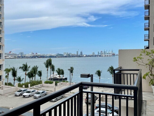 540 Brickell Key Dr - 540 Brickell Key Dr Miami FL 33131 | Apartment Finder