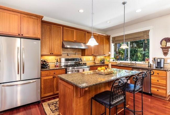 Issaquah Talus 4 Bedroom Townhouse include... - 109 Shy Bear Way NW ...