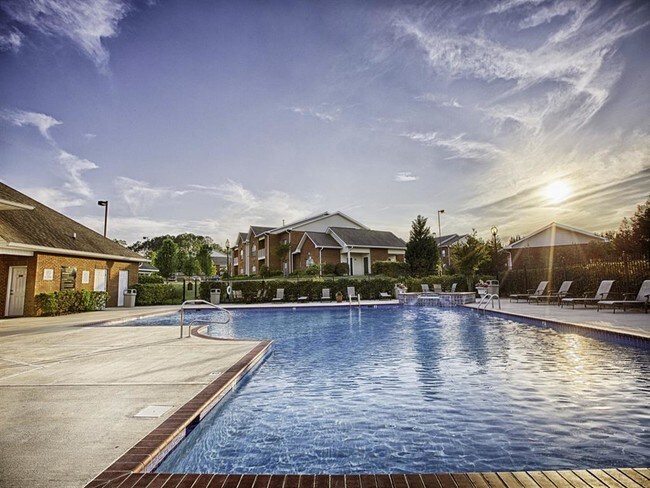 Highland Pointe - Huntsville, AL | Apartment Finder
