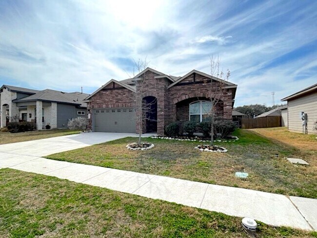 5 br, 3.5 bath House - 431 Escarpment Oak - 431 Escarpment Oak New ...