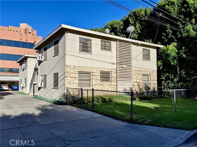 4706 Vantage Ave - 4706 Vantage Ave Los Angeles CA 91607 | Apartment Finder