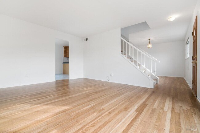 21 Windward Dr - 21 Windward Dr Corte Madera CA 94925 | Apartment Finder