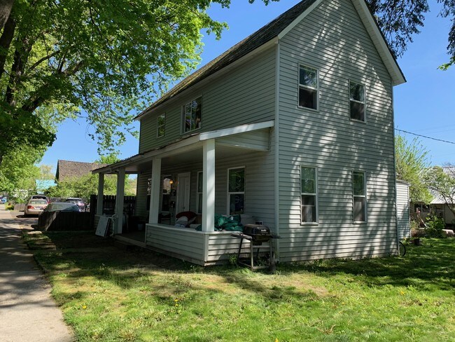 420 S Almon St - 420 S Almon St Moscow ID 83843 | Apartment Finder