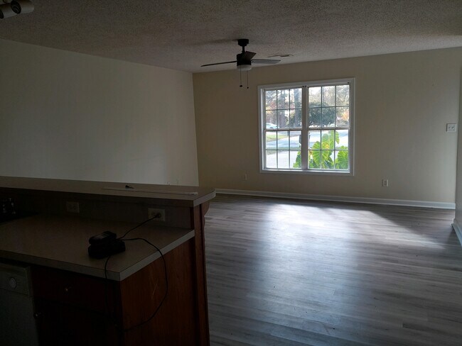 136 Cedar Ave - 136 Cedar Ave Hudson NC 28638 | Apartment Finder