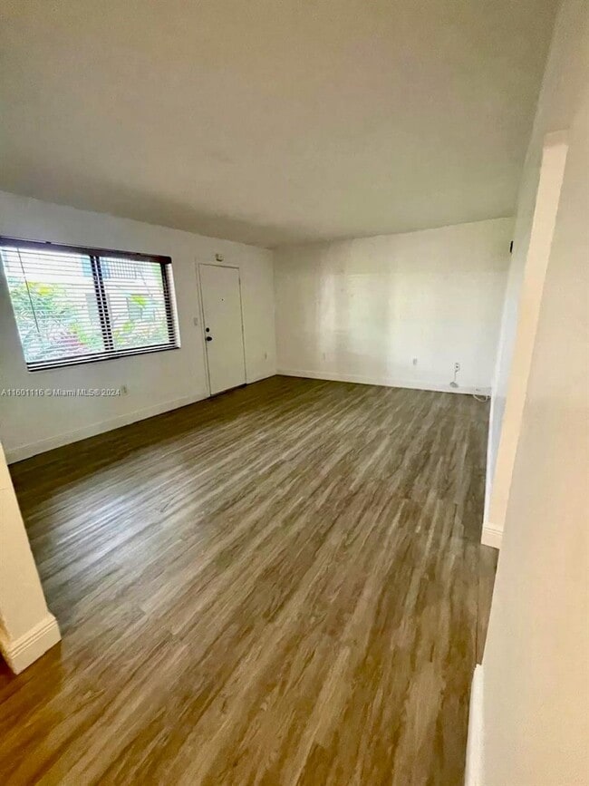 3240 Mary St - 3240 Mary St Miami FL 33133 | Apartment Finder