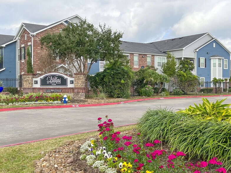 Villas At West Road - 9500 West Rd Houston TX 77064 | Apartment Finder