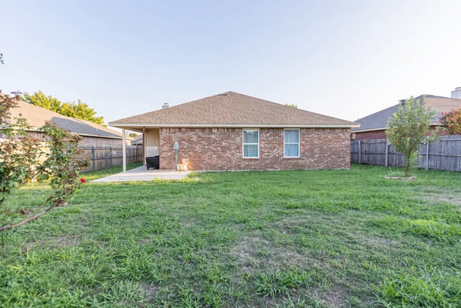 1237 Timberhurst Trail - 1237 Timberhurst Trail Fort Worth TX 76131 ...