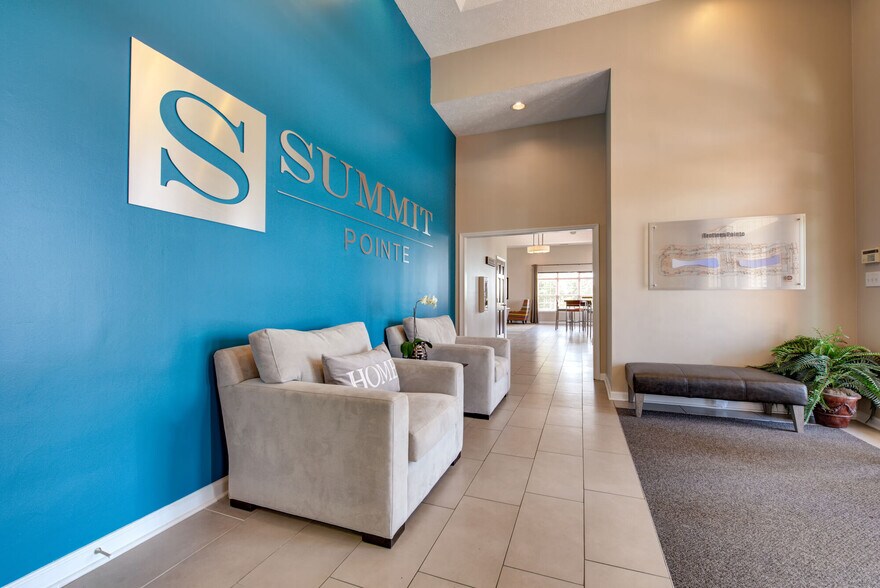 SUMMIT POINTE - 2400 E Main St Greenwood IN 46143 | Apartment Finder