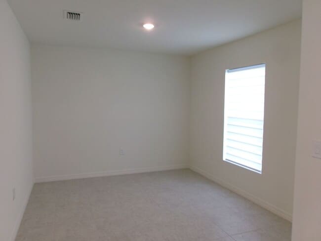 New Construction 3/2/2 Close to Mariner High School and Library - 2201 ...