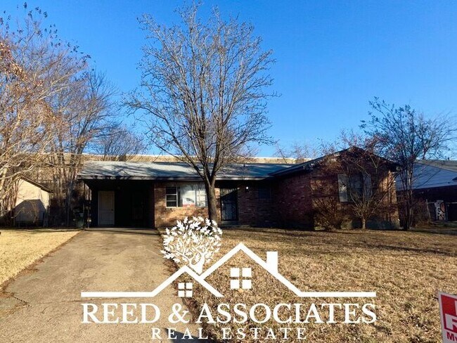 Updated Raleigh Home~ - 4210 Kerwin Dr Memphis TN 38128 | Apartment Finder