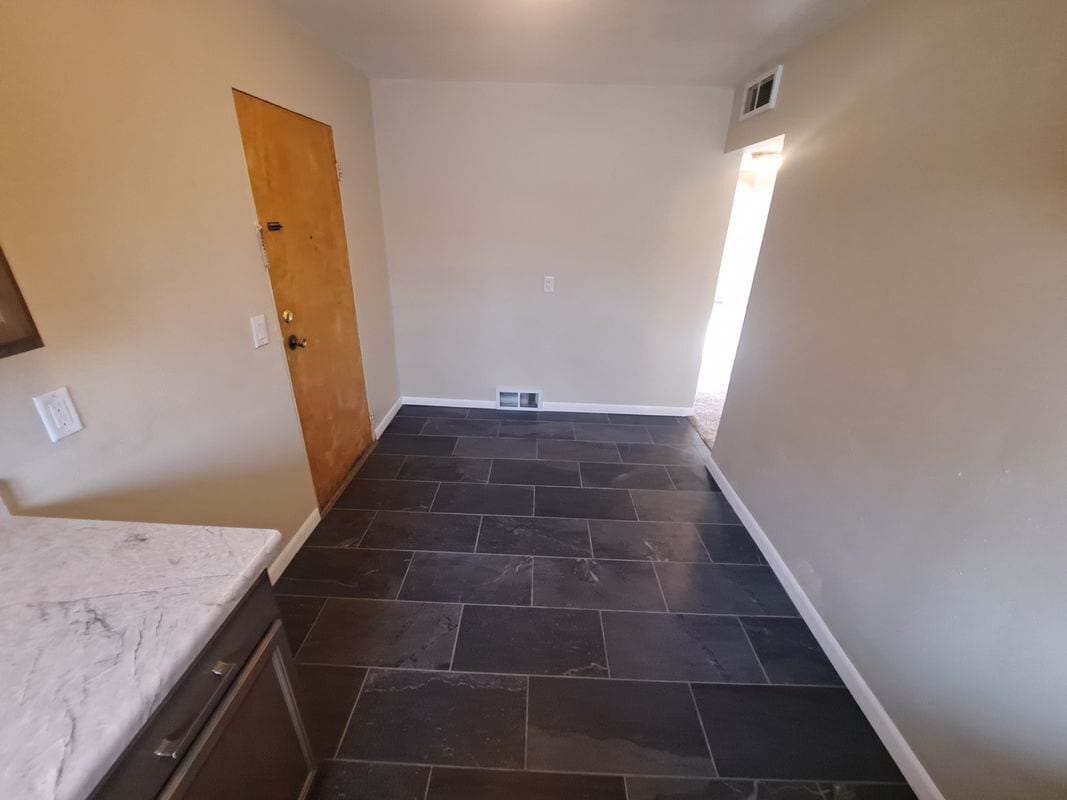 2131 21st Ave - 2131 21st Ave Rock Island IL 61201 | Apartment Finder