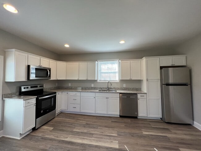 200 Shady Rest Rd. Morganton NC - 200 Shady Rest Rd Morganton NC 28655 ...